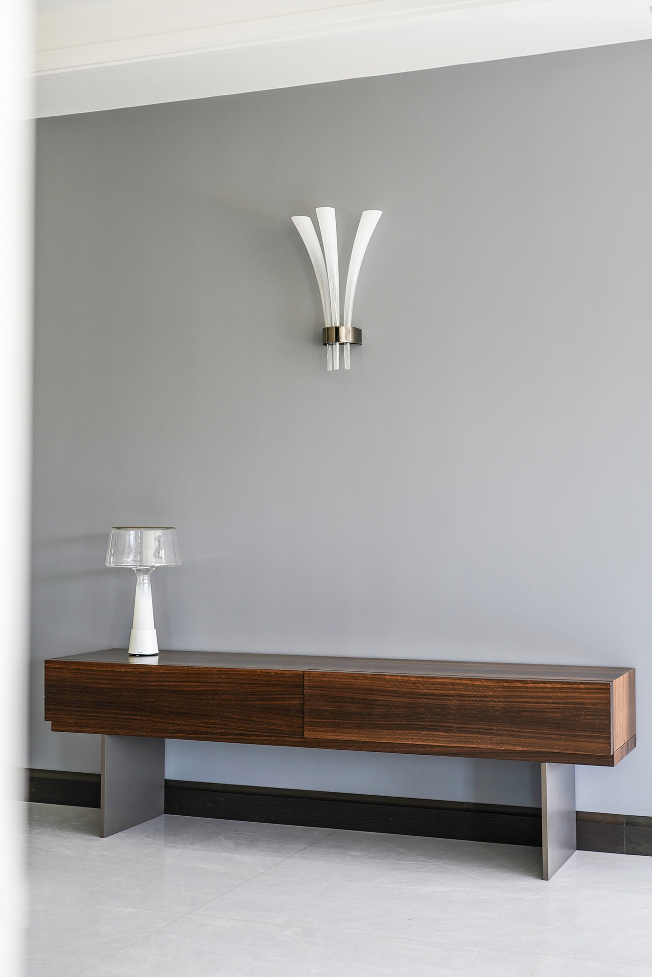 Consul & TV unit Archives - cleto